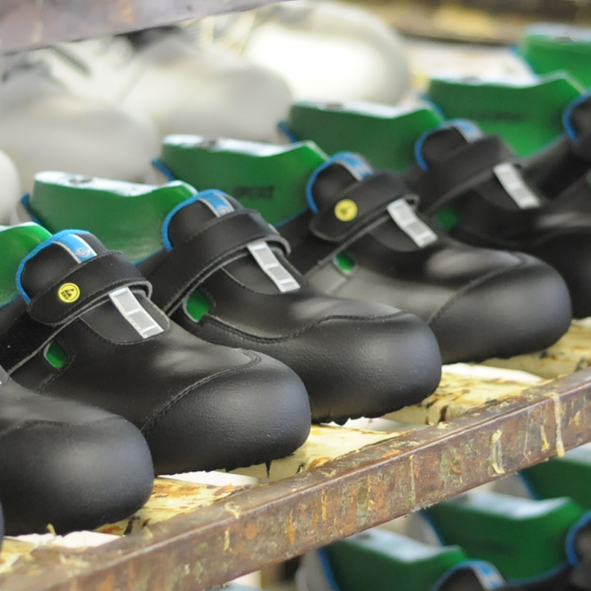 Professional Shoes, Safety Shoes, Surgical Clogs · SCHÜRR Profi Shoes